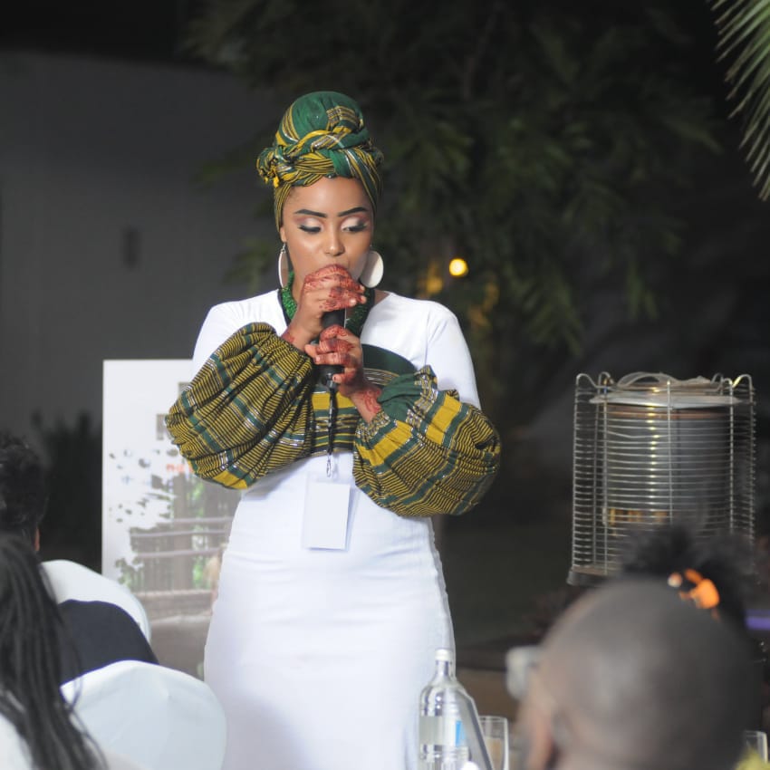 IDM | Inua Dada Mashinani